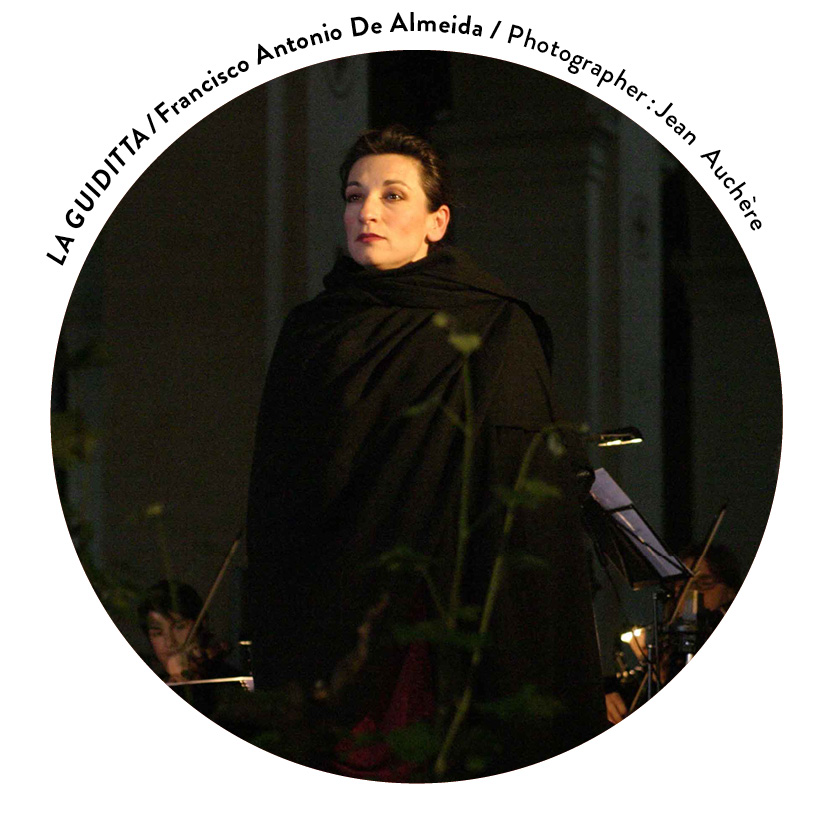 ABOUT – Miriam Ruggeri